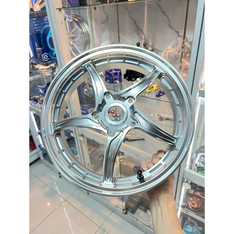 MK Factory ล้อ forged 12“ สำหรับ Vespa Sprint / Primavera / GTS / GTV ...