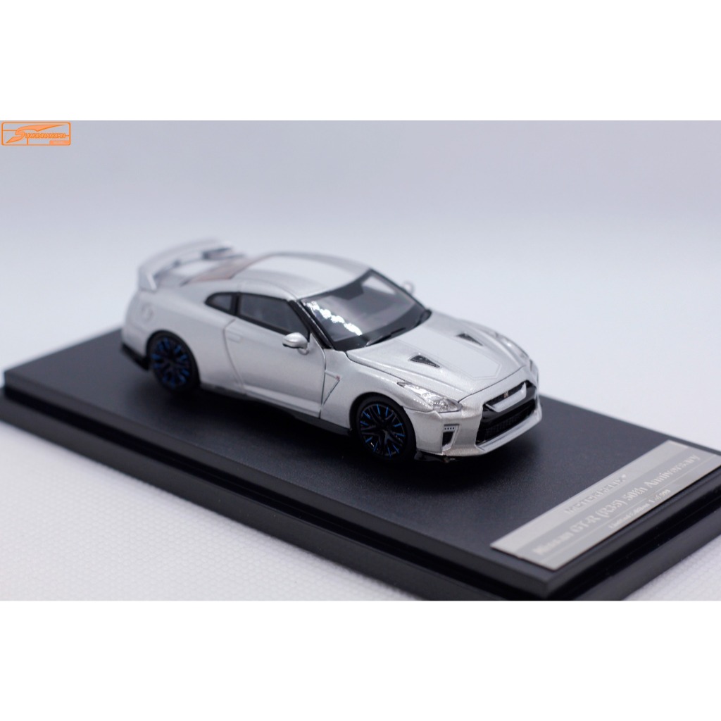 MOTORHELIX 1/64 Nissan GT-R (R35) 50th Aniversary Ultimate Metal Silver | Shopee Thailand