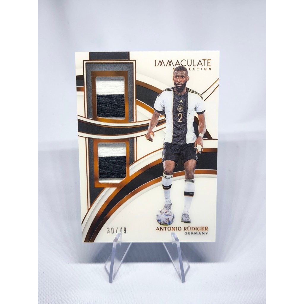 การ์ดชิ้นส่วนเสื้อ Panini Immaculate Antonio Rudiger 30/49 Dual Patches ...