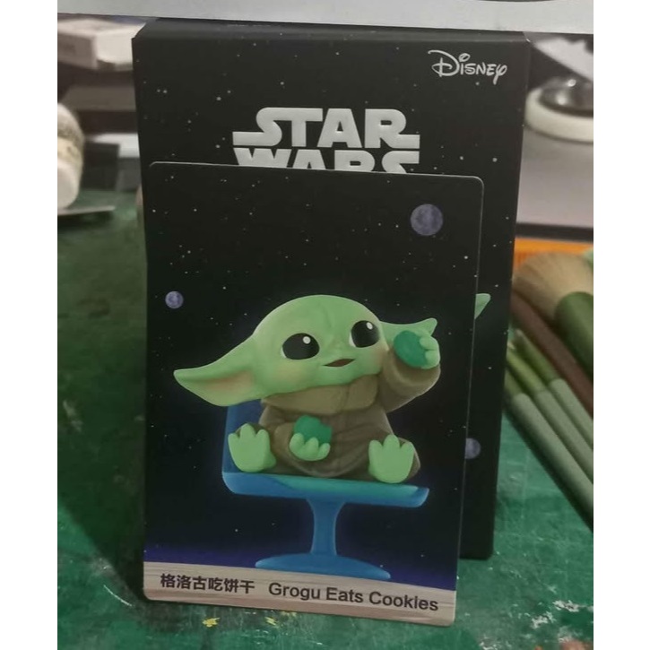 POP MART Star Wars Mandalorian Series - Grogu Eats Cookies | Shopee ...