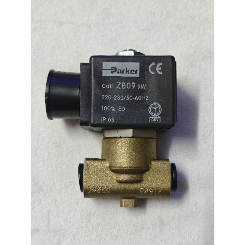 Parker 2-Way Solenoid Valve, 1/4" Threaded Connection, 220V AC, คอยล์ ...