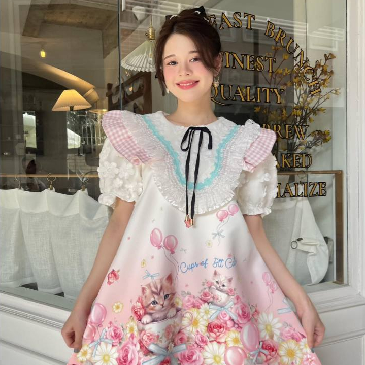 BS89 BLT SPECIAL COLLECTION มินิเดรสแขนตุ๊กตาทรีดีดอกไม้แต่งผูกโบว์ที่คอ พิมพ์ลายน้องแมว ...