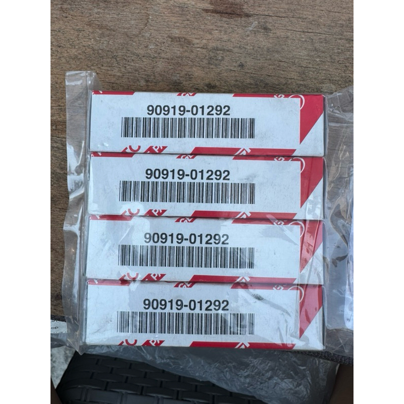 [มือสอง] หัวเทียน แท้ โตโยต้า แคมรี่ Toyota Camry 90919-01292 | Shopee ...