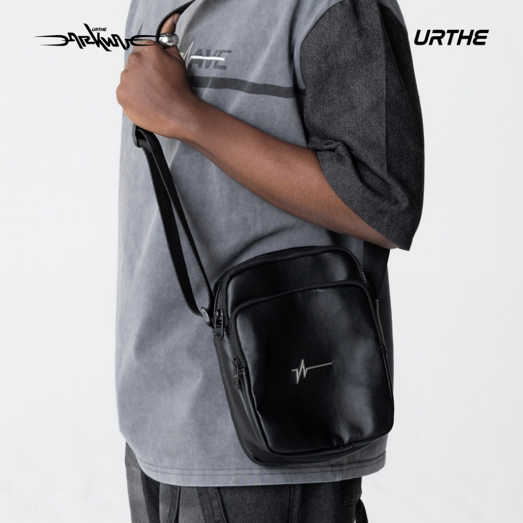 URTHE - กระเป๋าสะพาย Col. DARKWAVE รุ่น DW DARK ETHER | Shopee Thailand