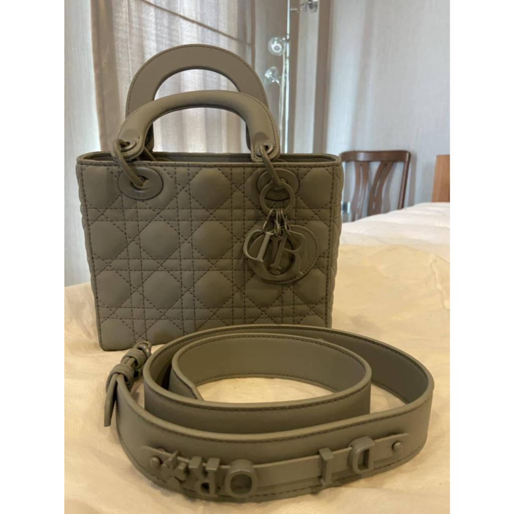 Dior Lady Ultra-Matt มือ2 สภาพใหม่ | Shopee Thailand