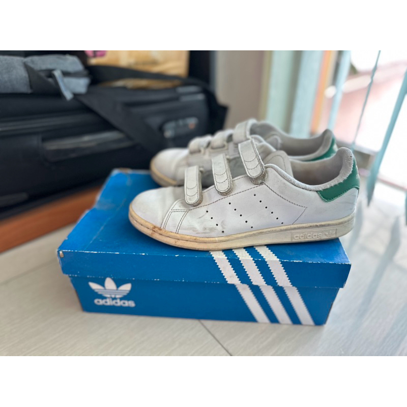 ส่งต่อของแท้จากช้อป adidas stand smith | Shopee Thailand