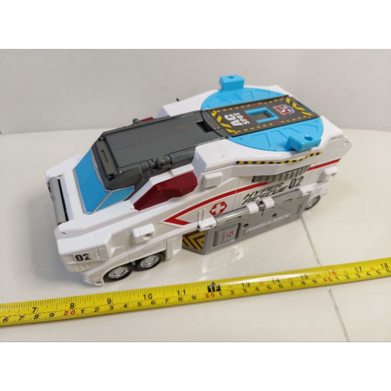 Hyper tomica ambulance | Shopee Thailand