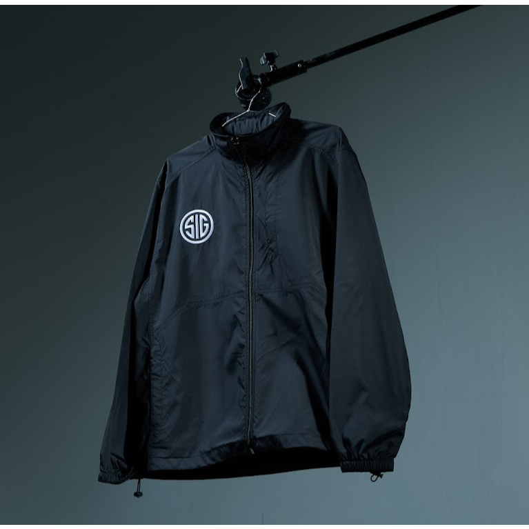 เสื้อ Jacket Sig Sauer Black รุ่น Nylon/Polyester ผ้าร่ม กันลม กันละออง ...