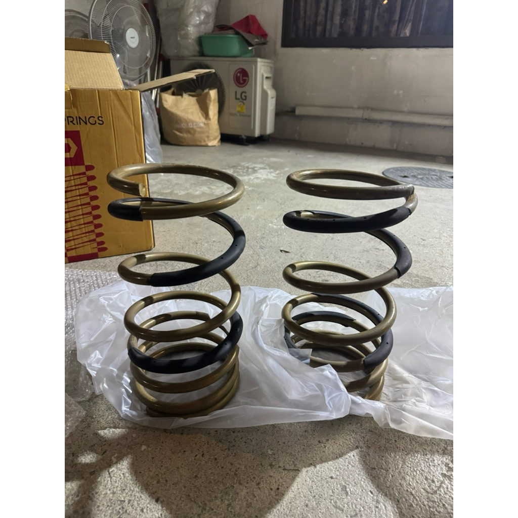 สปริงคู่หลังมือสอง Pajero Sport Silver Street max prime | Shopee Thailand