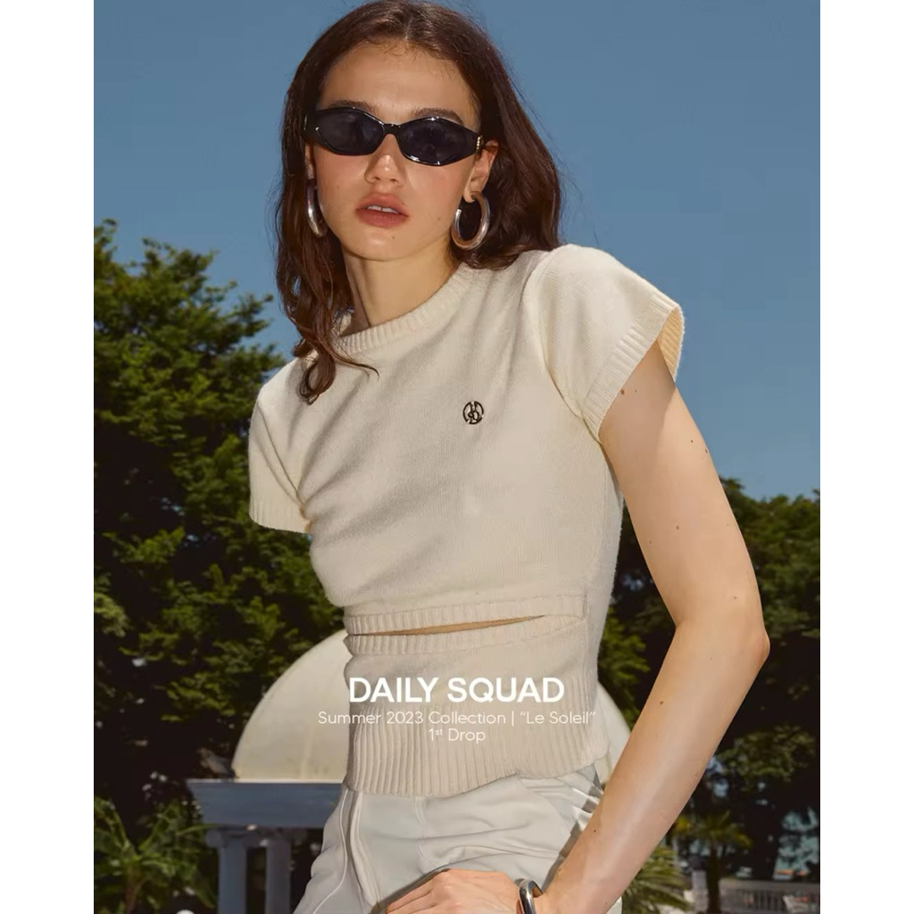 New DAILY SQUAD - CHER TOP เสื้อยืดไหมพรมหนานุ่ม ของใหม่ | Shopee Thailand