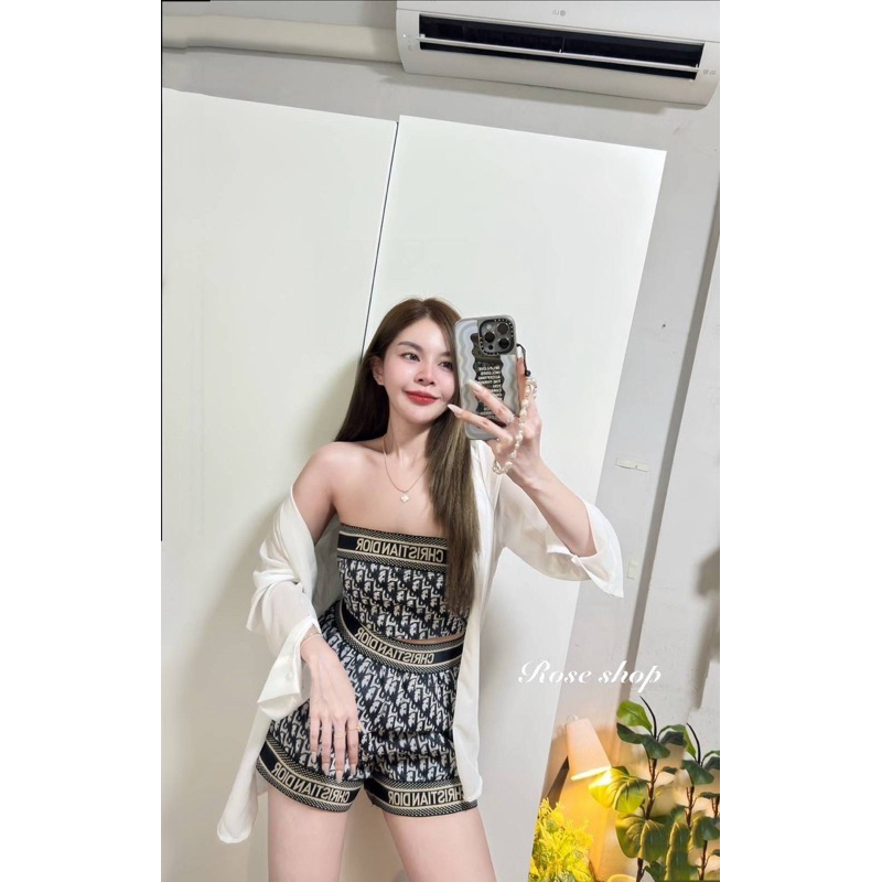 Phapassz - เซท 3 ชิ้น เกาะอก แต่งอะไหล่แถบลายแบรนด์ดัง มาพร้อมเสื้อคลุมชีฟองสีขาว | Shopee Thailand