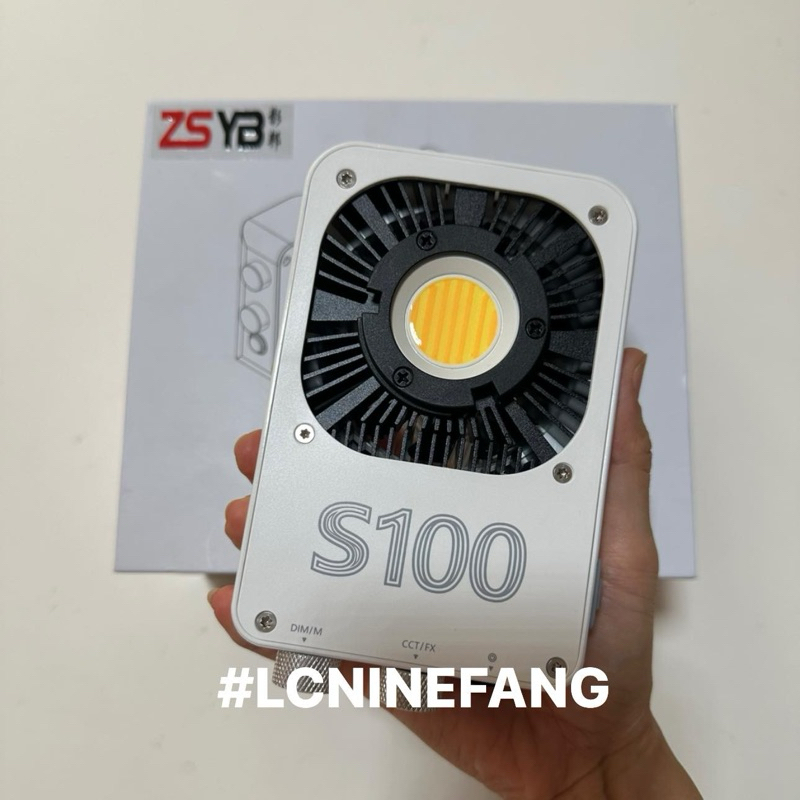 🛵ส่งด่วน ZSYB S100 ใหม่ พกพาง่าย ไฟวิดีโอแบบถือ 100W ปรับสีได้ 2700 ...