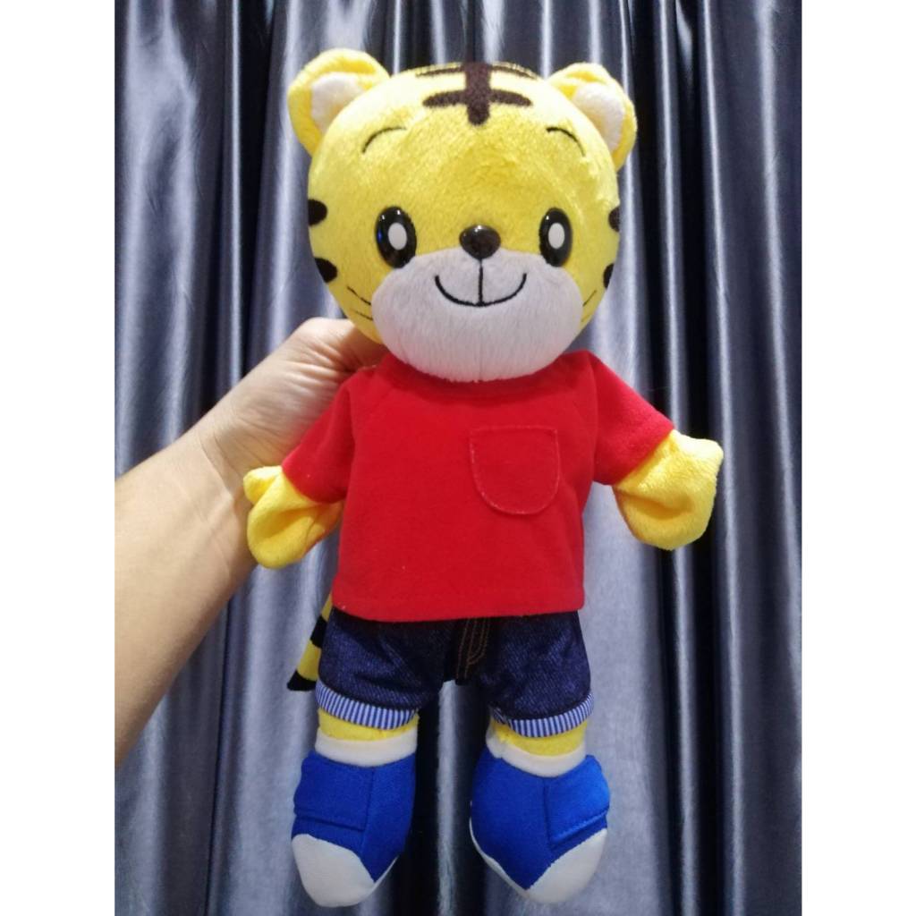 ตุ๊กตามือ เสือ Shima Shima Tora no Shimajirō ขนาด 12 นิ้ว | Shopee Thailand