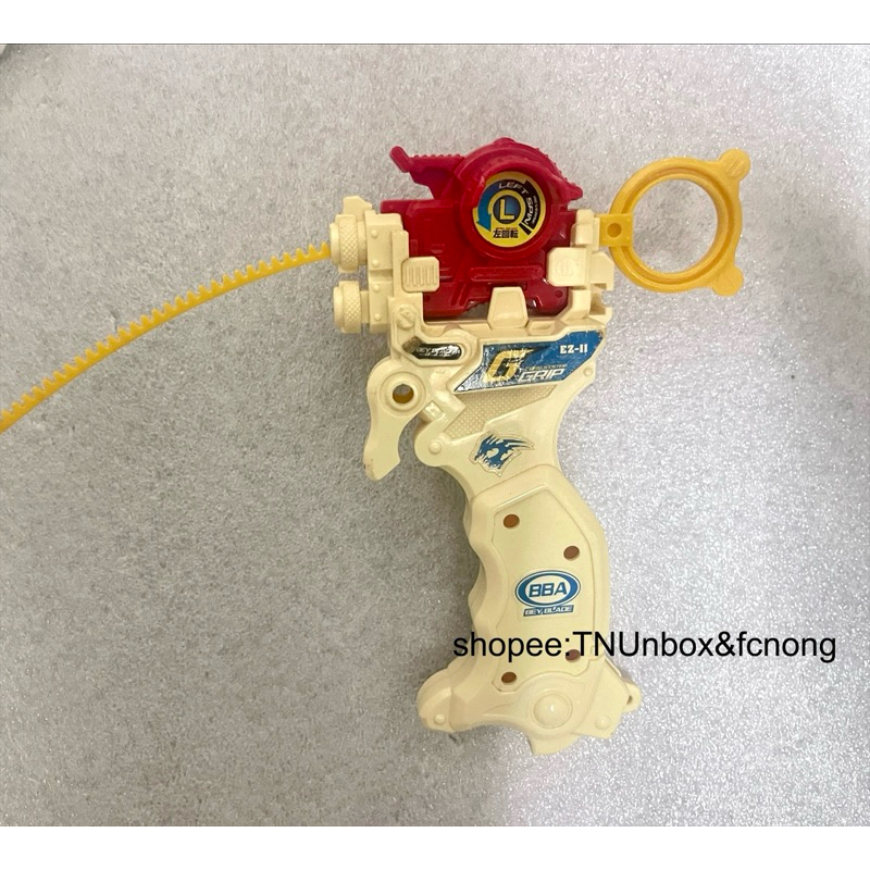 BeyBlade Core System Grip ปืนและที่ชู้ตสำหรับเบย์เบลดภาคแรก มือ2 สินค้า ...
