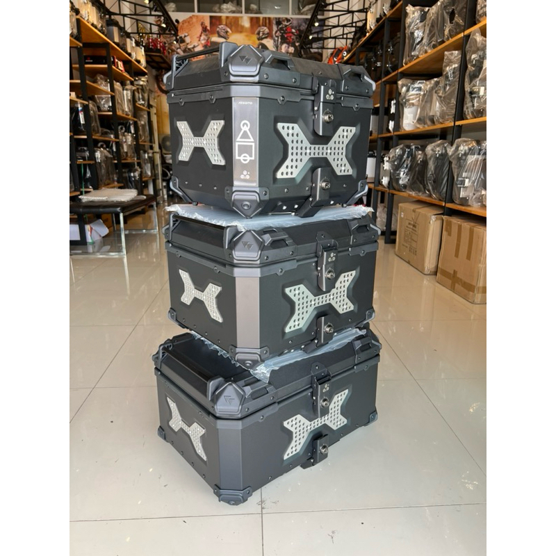 🔥พร้อมส่ง🔥 กล่องท้ายF2MOTO 3X 45L-55L-65L กล่องท้ายมอเตอร์ไซค์ กล่องหลังมอเตอร์ไซค์ พร้อมของแถม ...