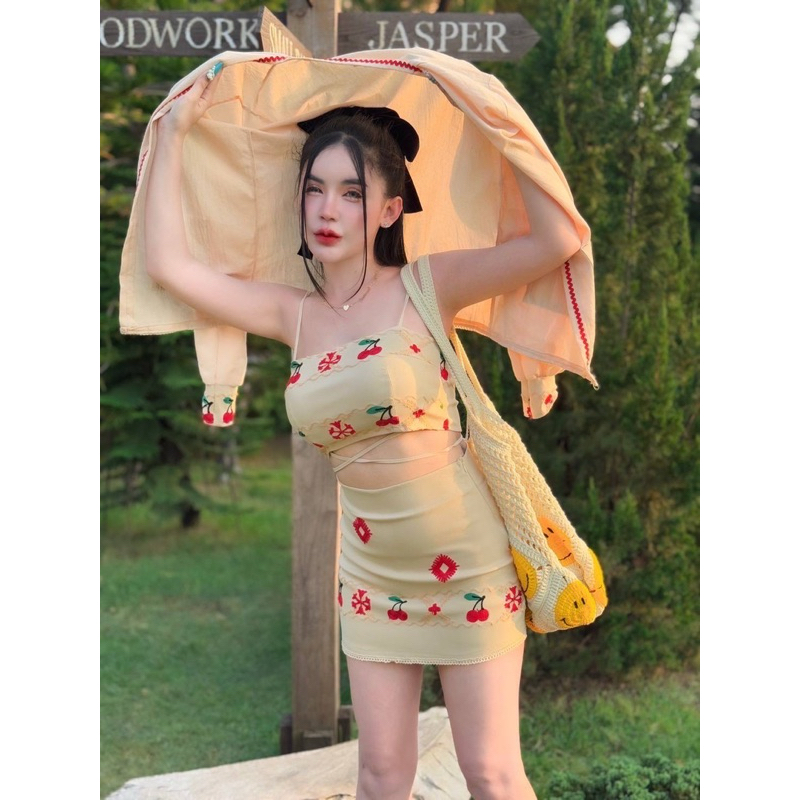 Phapassz - Set 3 ชิ้น สายเดี่ยวมีซิปหลัง เสื้อคลุมแขนยาวผ้าฝ้าย กระโปรงมีซับกางเกง แต่งลูกไม้โค ...