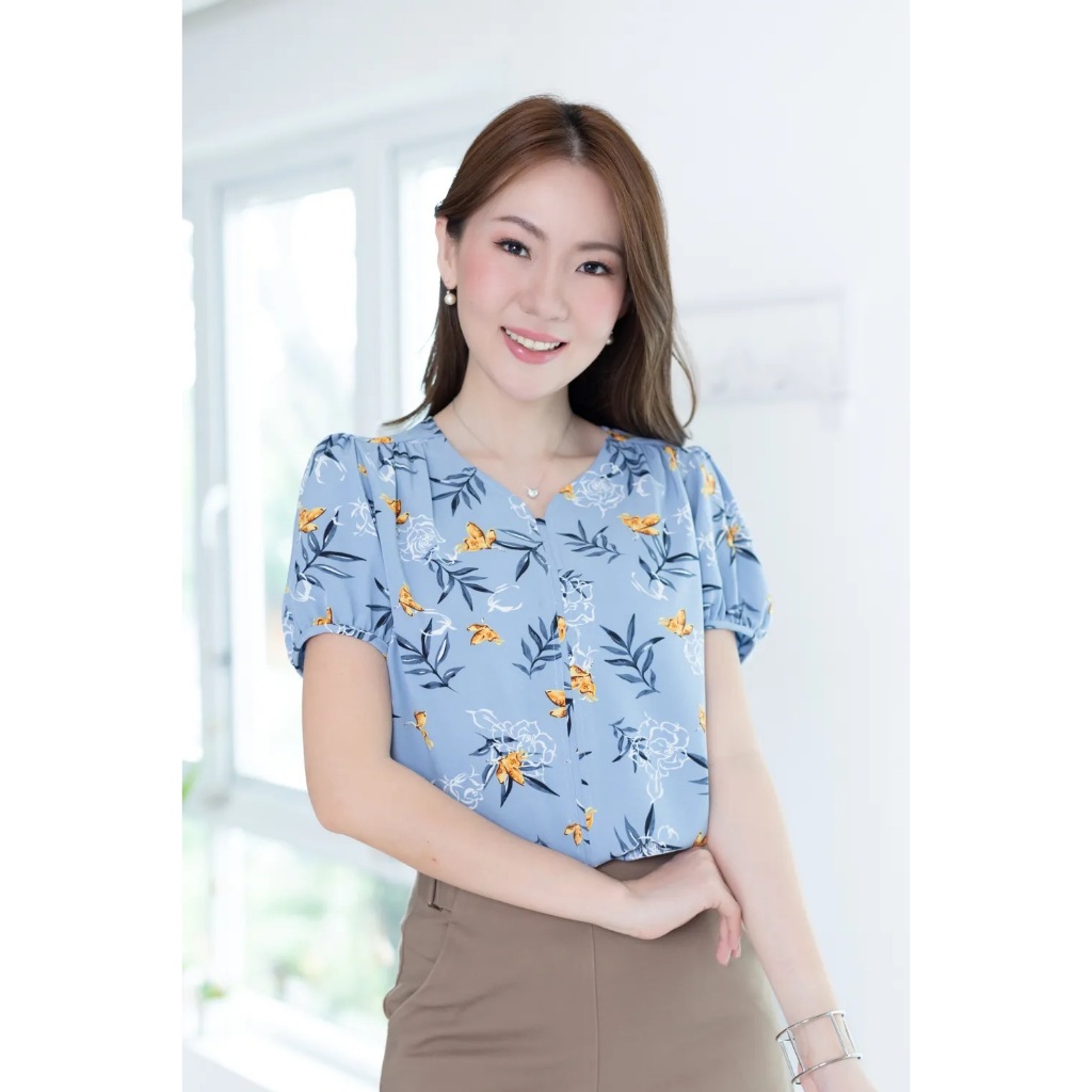 Narinari : MT4527 Notch Neck Puff Sleeve Blouse เสื้อทำงาน แขนตุ๊กตา | Shopee Thailand