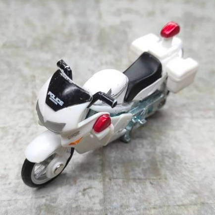 Tomica โมเดลรถเหล็กโทมิก้า จักรยานยนต์ มอเตอร์ไซค์ Motorcycle Honda VFR Police Bike | Shopee ...