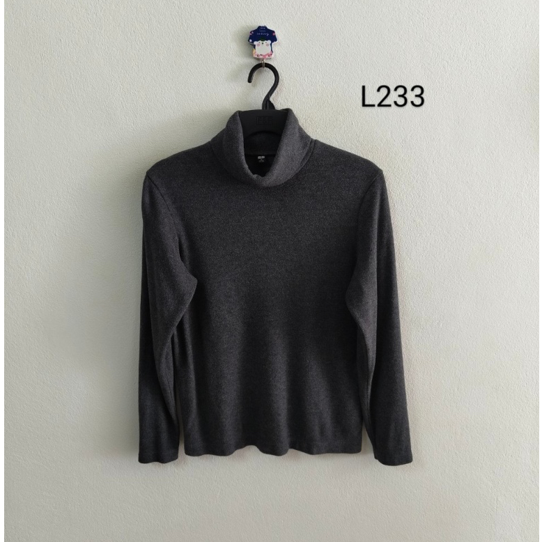 M(ญ) Heattech (L233) แบรนด์ uniqlo ยูนิโคล่ ผ้าฟลีซ หนานุ่ม | Shopee ...