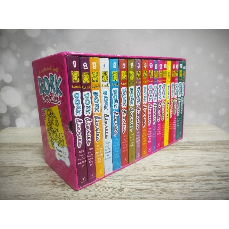 New Dork Diaries Collection US edition- 18 Books (Collection)Rachel ...