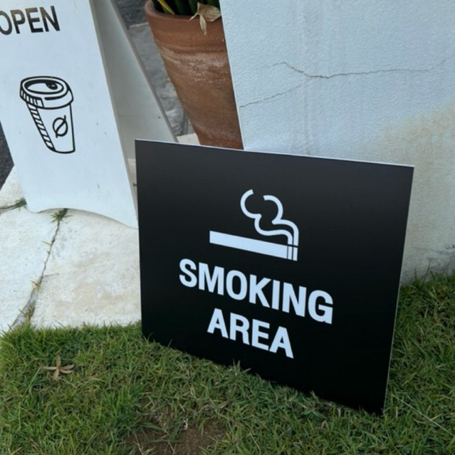 ป้าย smoking area (สีดำ) ป้ายติดผนัง 35*30ซม พลาสวูด5มิล ติดสติ๊กเกอร์ ...