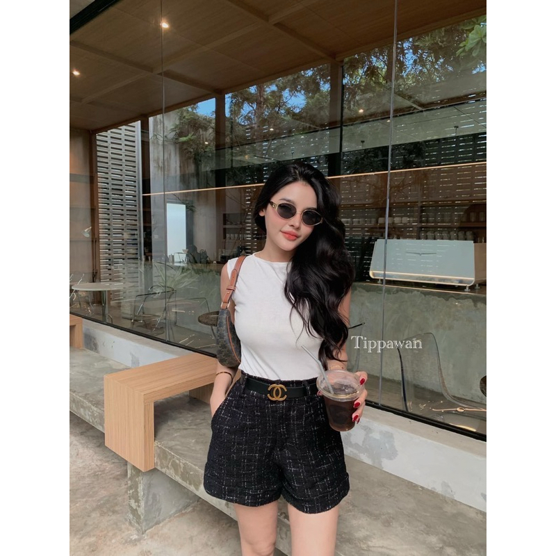 Phapassz - Setเสื้อตัวยาวแบบคอปาด มาพร้อมกางเกงขาสั้นทรงบาร์บี้มีเข็มขัดแถมนะคะ แพทเทินเป๊ะงาน ...