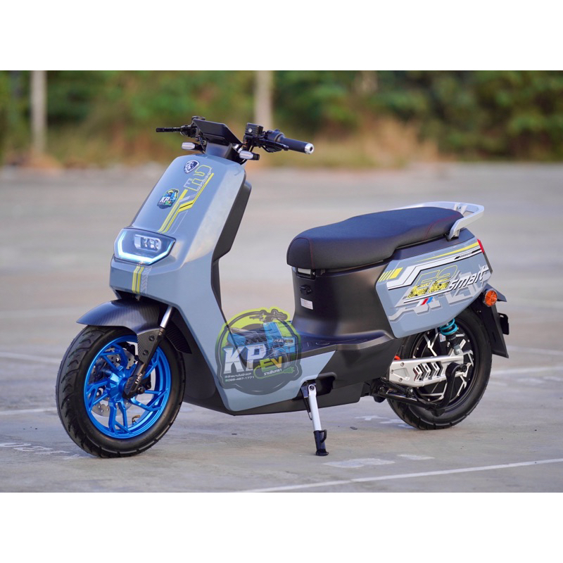 Lion E2smart จัดทรงแต่งสวยแบตกราฟีน30A (ของแต่งได้ตามรูป) | Shopee Thailand