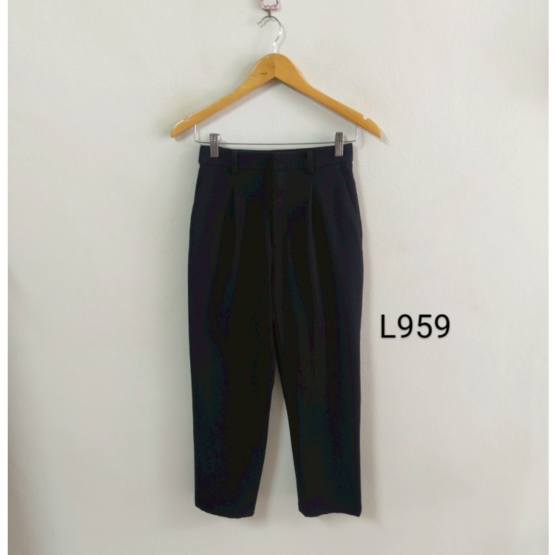 S(ญ) กางเกงสแลค Heattech (L959) แบรนด์ uniqlo ยูนิโคล่ | Shopee Thailand