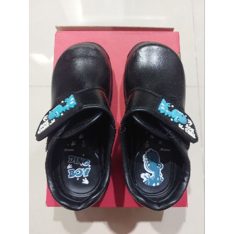 รองเท้านักเรียนชายวัยอนุบาล BATA size UK 9 ความยาว 18-19 ซม. | Shopee ...