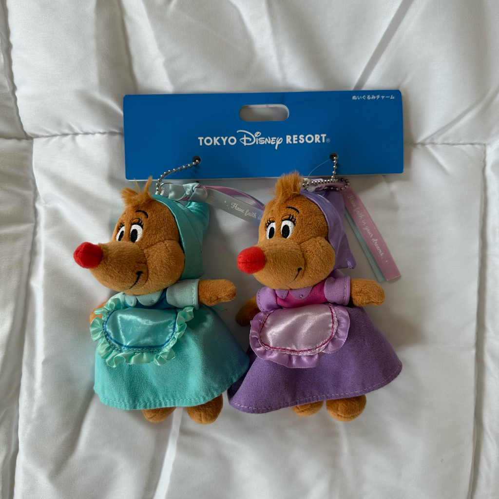 พร้อมส่ง พวงกุญแจ Suzy&Perla | Shopee Thailand