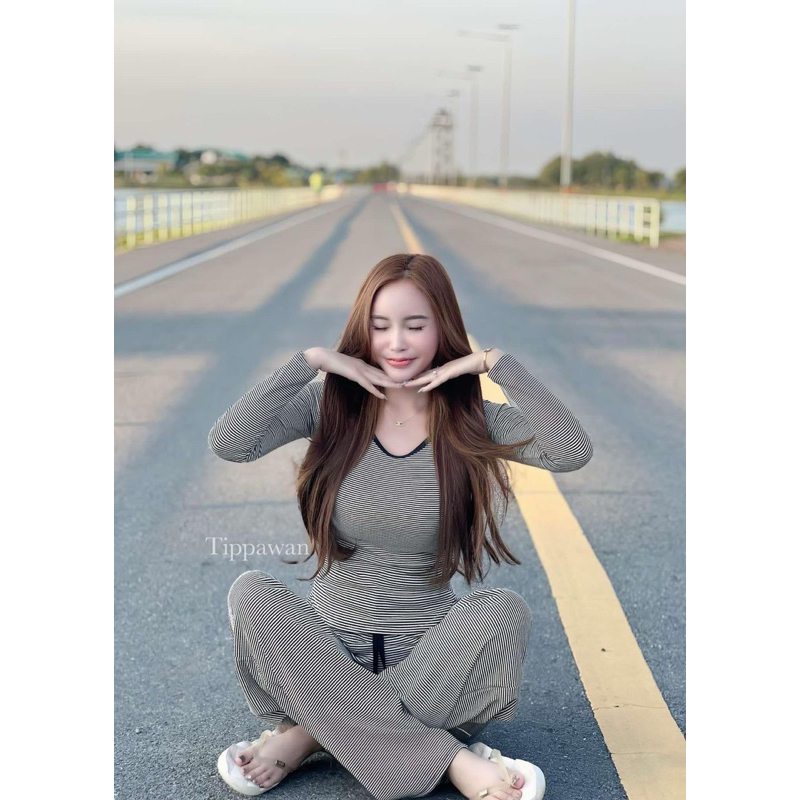 Phapassz - Set เสื้อคอยู แขนยาวลายทาง มาพร้อมขายาวผ้าใส่สบายๆ ลุคแบบชิวๆ ดูดีแบบชุดเดียวจบ เนื้อ ...