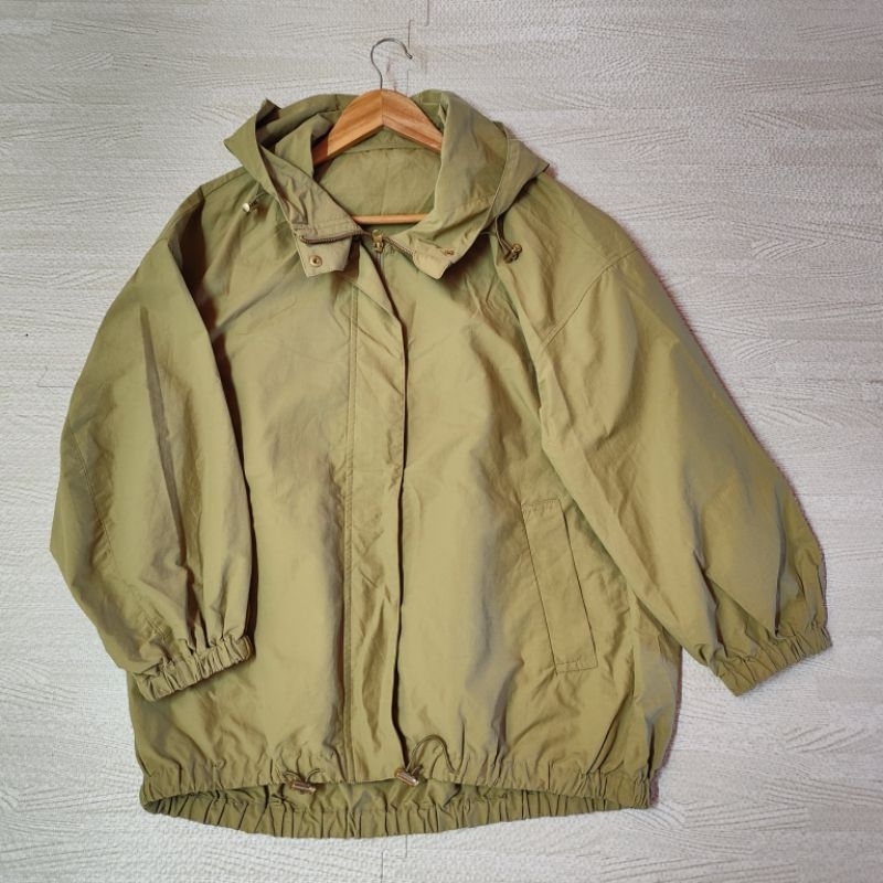 GU Mountain Parka Oversize Jacket เสื้อแจ็คเก็ต มีฮู้ด สีเขียวมะนาว มือ ...