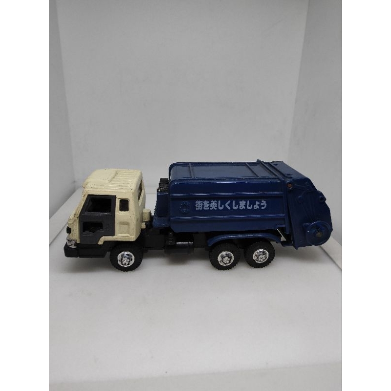 📌📌📌โมเดลรถเหล็ก Yonezawa Toys ISUZU Truck รถขนขยะ made in Japan ...