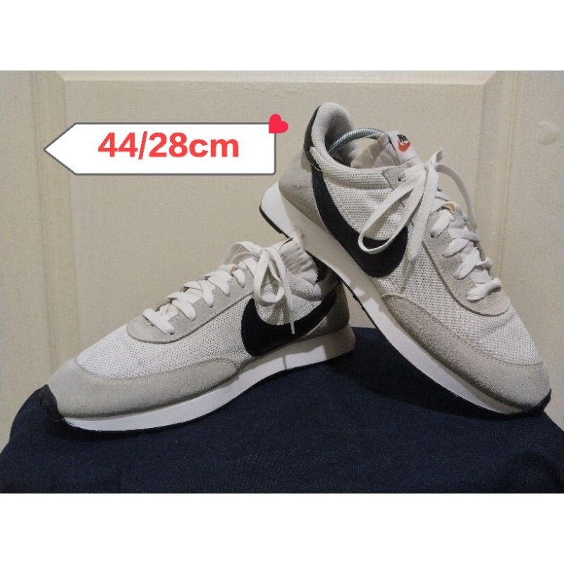 Nike Size 44/28cm รองเท้าไนท์กี้มือสอง | Shopee Thailand