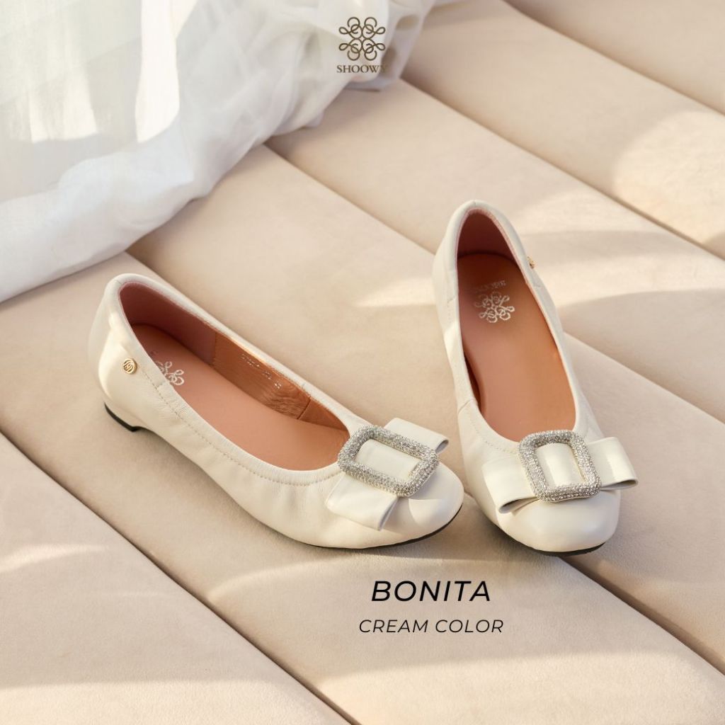 รองเท้าหนังแกะรุ่น Bonita Cream Color (สีครีม) | Shopee Thailand