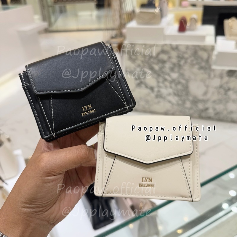 LYN กระเป๋าสตางค์ LYN รุ่น Andrea Short wallet : LL25CWF917 แท้จากชอป ...