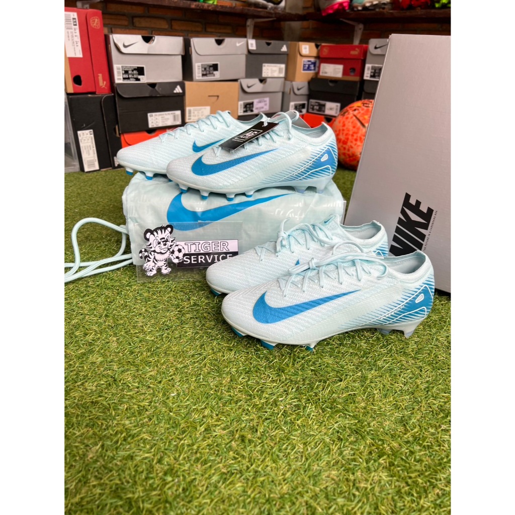 Nike Mercurial Vaport16 Elite FG และ AG-PRO Nike Mad Ambition Pack ...