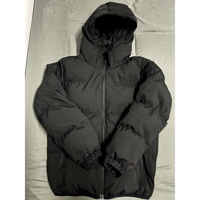 พร้อมส่ง Used GU Puffer jacket สีดำ size S | Shopee Thailand