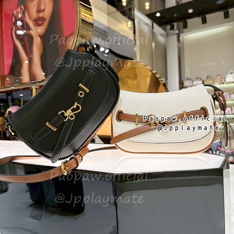 LYN กระเป๋าสะพายข้าง รุ่น Jane Crossbody Bag : LL25CBF101 แท้จากชอป พร้อมถุงกระดาษ | Shopee Thailand