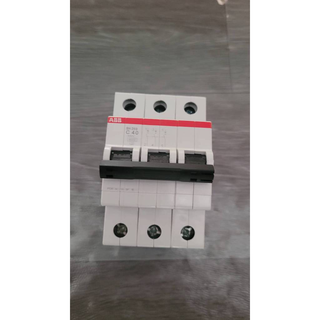 ABB S203M-C40 เซอร์กิตเบรกเกอร์ MCB 40Amp 3Pole 10kA | Shopee Thailand