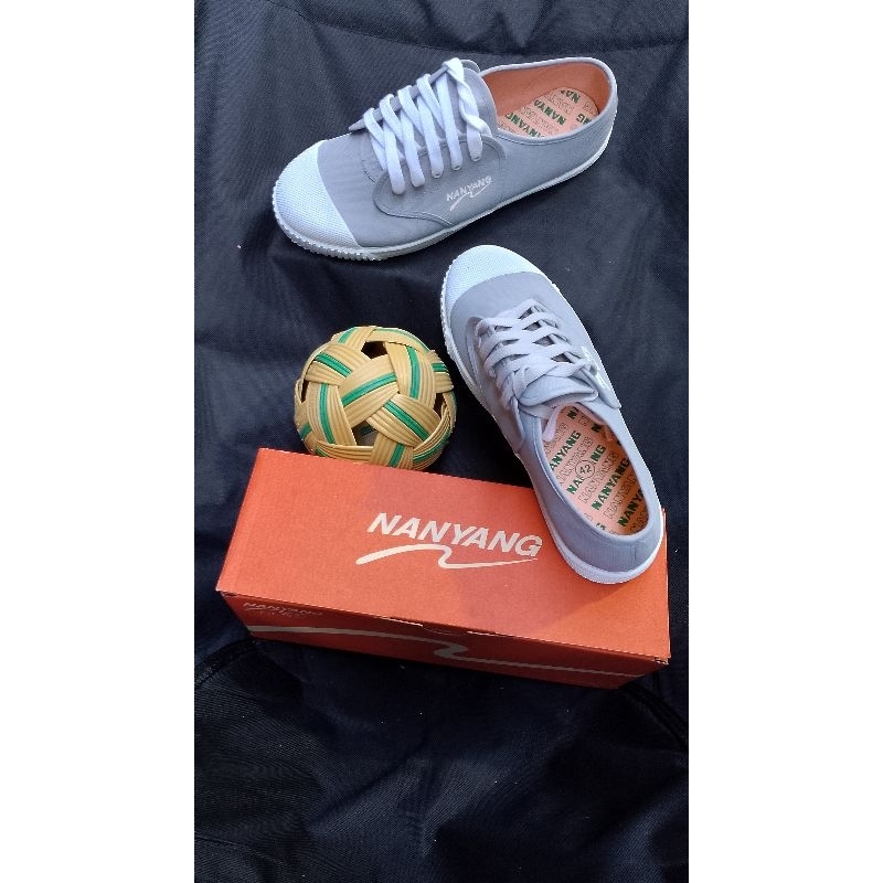 นันยางเพ้นท์ลายสีเทา Grey Nanyang Custom paint | sepak takraw | Shopee ...