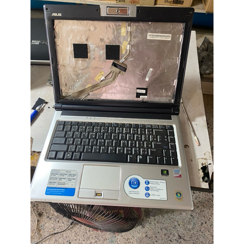 Notebook Asus F8 มือสอง เสีย - เหมาะกับช่าง เอาไปทำอะไหล่ - อ่านก่อน ...