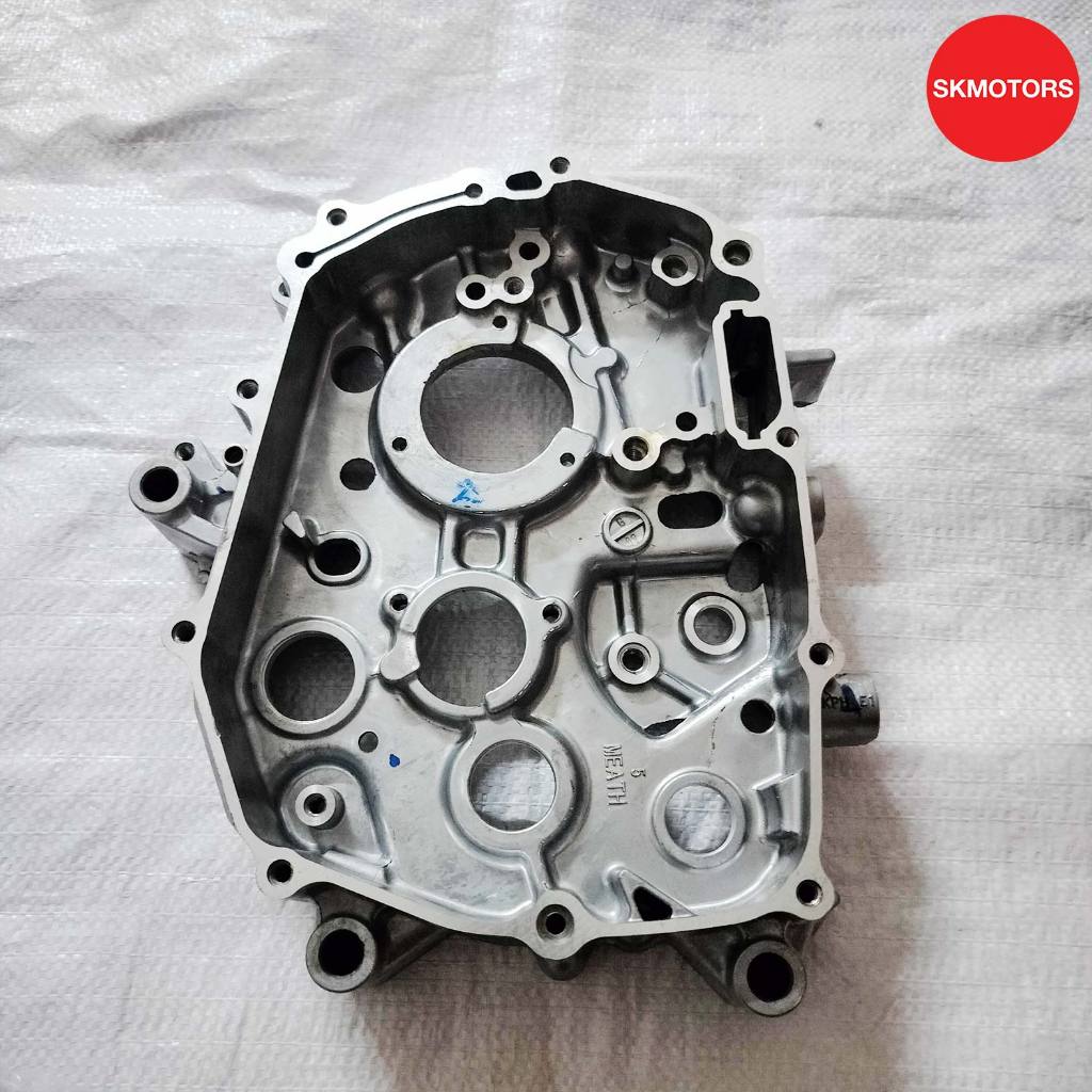 แคร้งเครื่องด้านขวา รหัสสินค้า 11100-KPH-700 สำหรับรถ HONDA NF125T/MT/C ...