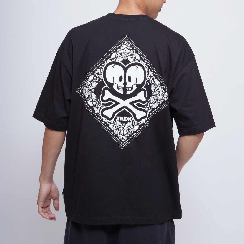 TOKIDOKI Oversized เสื้อยืดผู้ชาย โอเวอร์ไซส์ CROSSBONE SQUARE SS TEE | Shopee Thailand