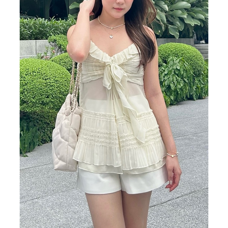 Cursive cut - Ami top | Shopee Thailand