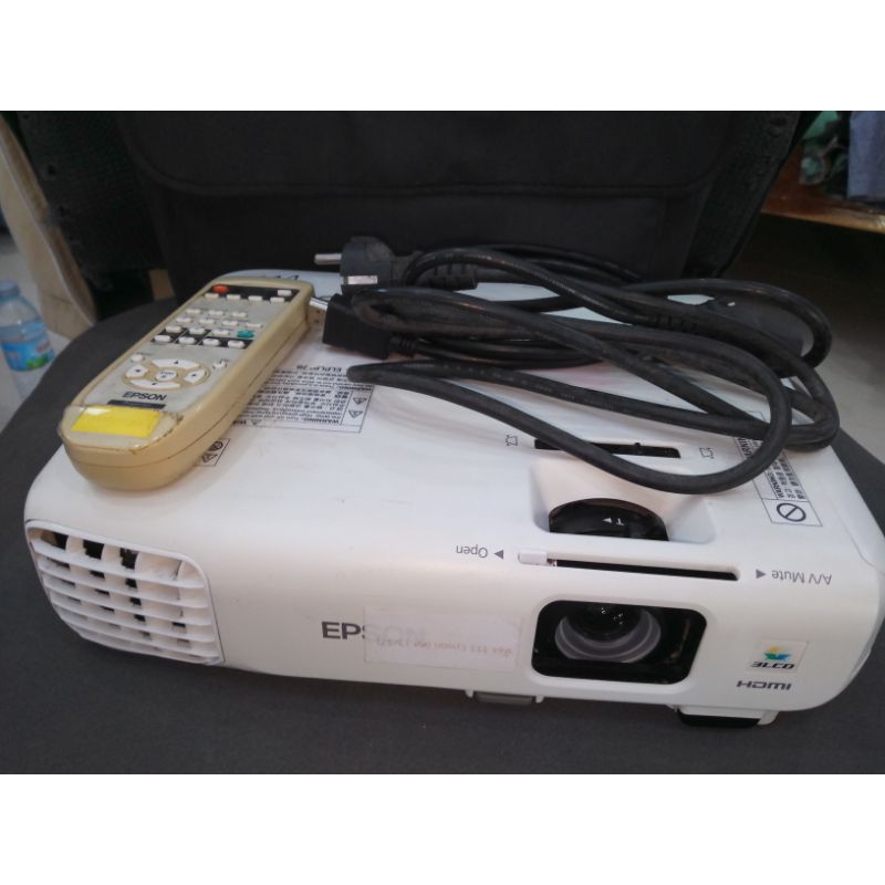 โปรเจคเตอร์ Epson EB- X03 มือสองใช้งานปกติ พร้อมรีโมท | Shopee Thailand