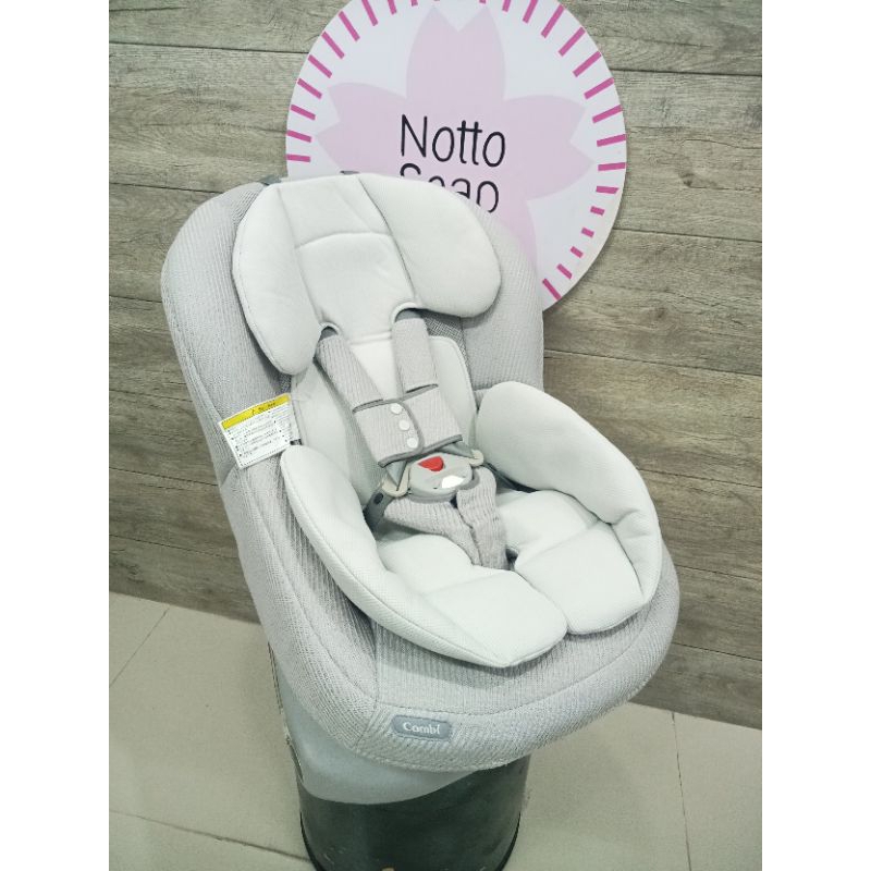 คาร์ซีท Combi รุ่น Neosis First สีเทาครีม (มือสอง) | Shopee Thailand