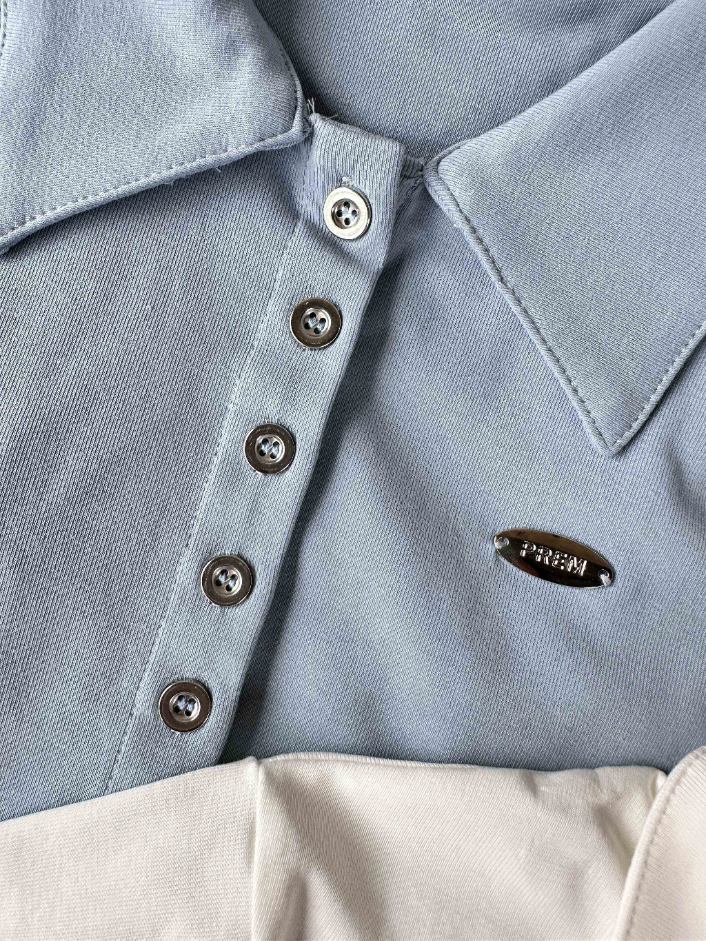 เสื้อวินเทจ ผ้าคอตตอนยืด แต่งป้าย PREM mix&match ได้หลายลุค โซคิ้วท์ ...