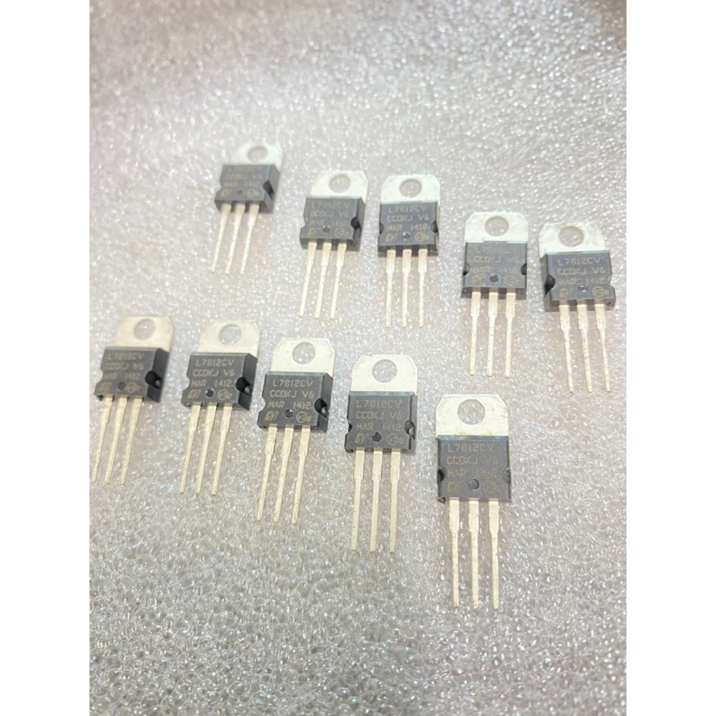 (ชุดละ10ตัว) L7805CV L7812CV TO-220 สินค้าเก่าเก็บยังไม่ผ่านการใช้งานขา ...