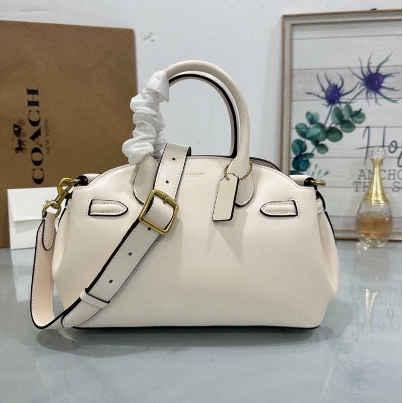 Coach CU066 Empire Carryall Bag 26 | Shopee Thailand